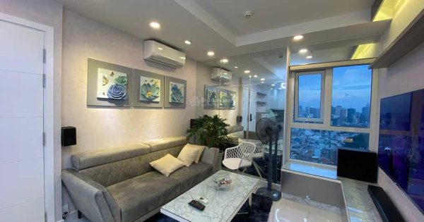 Chính chủ bán CHCC Gold View Q4 92m 2PN2WC nhà đẹp lầu cao view đẹp ...