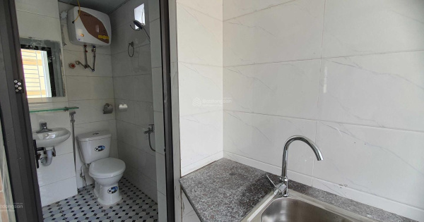 CCMN ngõ 66 Hồ Tùng Mậu, thang máy, full đồ, Điện 2.5k, KCC, bảo vệ 24/24, giá 4.3 tr - 0936 091