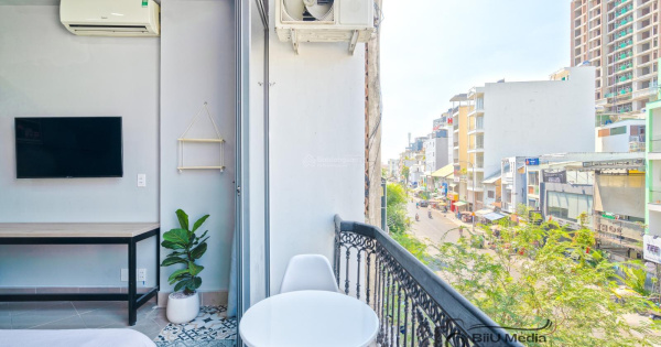 Cho thuê căn hộ Q1, full NT, máy giặt riêng, bancol chill, gần Phố Bùi ...