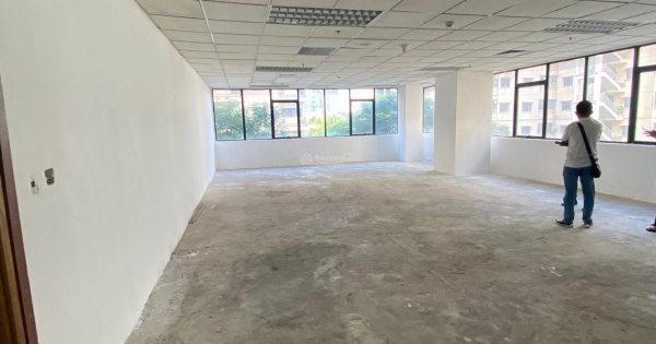 Cho thuê văn phòng building 100m2 - 400m2 tại toà CEO Tower Phạm Hùng ...