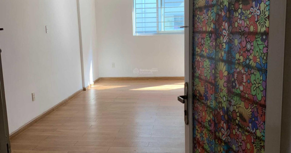 Chính chủ bán căn hộ Ehome 4 giá 820 tr