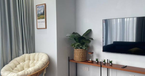 Cho thuê căn góc 2PN Marina Suite 18tr/tháng