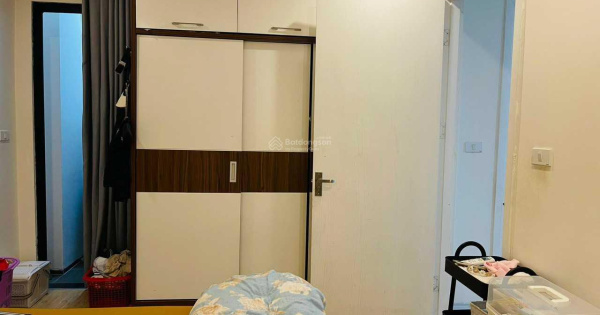 Chính chủ báo đúng giá 4.5 tỷ căn 2PN 70m2 tầng đẹp full nội thất CC ...