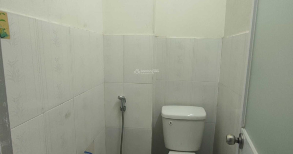 Cho thuê nhà DT: 5,4x11,5 giá 6tr5/thg, HBP TĐ, LH: 0908 284 *** 0908 016