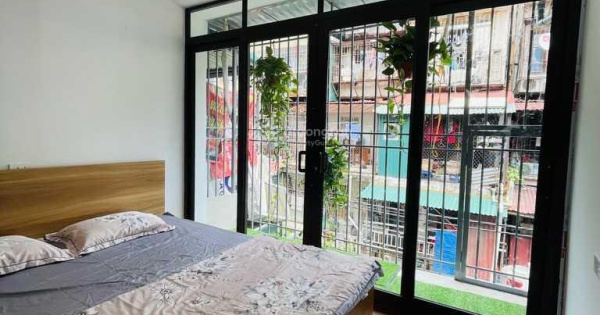 Bán nhà TT Nguyễn Trãi, DT 70m, 2 phòng ngủ master cực đẹp