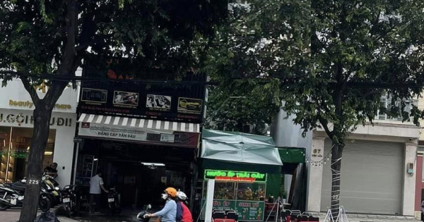 Bán nhà MT Tên Lửa, 4 x 23m, cấp 4, giá 16.5 tỷ. Đối diện cổng Aeon Mall