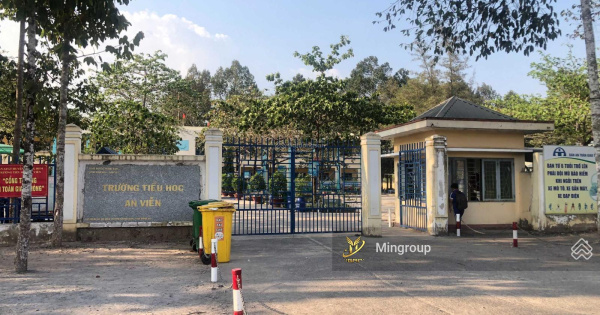 Nhà chính chủ 1 trệt 1 lầu 189m2 An Viễn - 3 phòng ngủ, sát ngã tư chợ Ấp 5, cách sân bay 15p