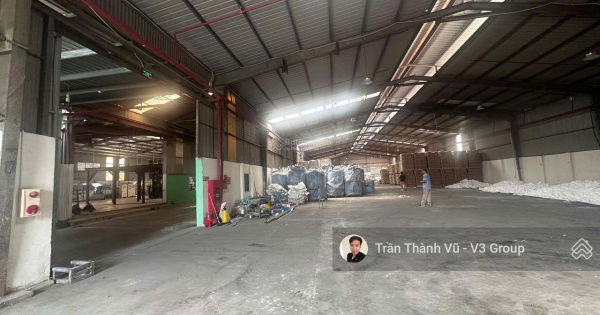 X1071. Cho thuê kho xưởng trong KCN Thuận Thành, Bắc Ninh 1.400m2 có ...