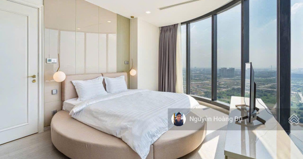 Vinhomes Golden River Bason 3PN vòng cung view Bitexco giá 64tr/th