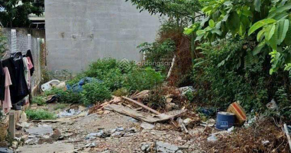 Bán nhanh nền đất nằm ngay trên đường TL16 Q12 diện tích 74m2, có thổ cư, SHR sang tên trong ngày