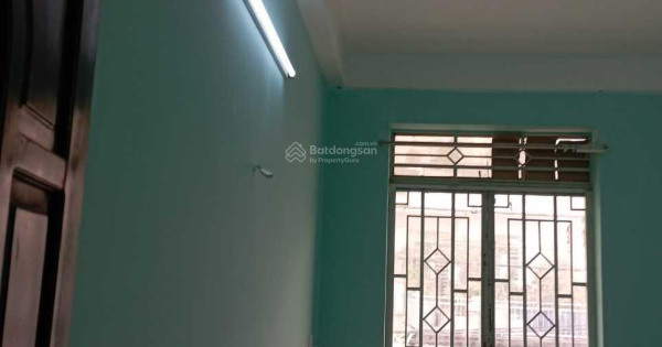 Cho thuê nhà DT: 4x17m giá 15tr/thg 2 lầu, HBC, TĐ,: 0908 284 *** 0908 016