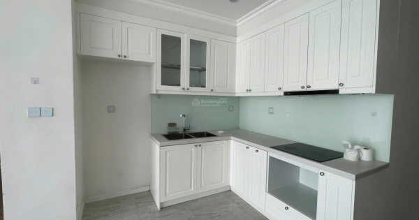 Bán căn hộ góc tòa nhà R1 Sunshine Riverside, Phú Thượng, Tây Hồ