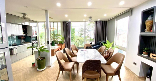 Bán nhà 85m2, 4T, MT: 6,5m, giá 9,75tỷ thông thoáng, ô tô đỗ cửa, dân ...