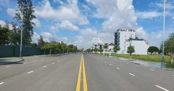 Chính chủ cần cho thuê đất thuộc đường D3 lô 24 dự án Ocean Dunes Phan Thiết. DT 140m2, sát biển