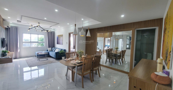 Chuyển Nhượng Căn 85m2 & 84m2 , giá 2.8 Tỷ gồm VAT Và Tiền Sổ, Ngân Hàng Cho Vay 70%