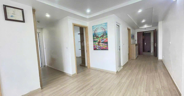 Hàng net. Căn hộ 77.9m2 2 ngủ 2wc tại toà M1 Mipec Kiến Hưng. Ban công ...