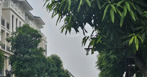 Bán căn nhà phố Vịnh Tây đường thông 10 tòa chung cư, cao tốc Hà Nội ...