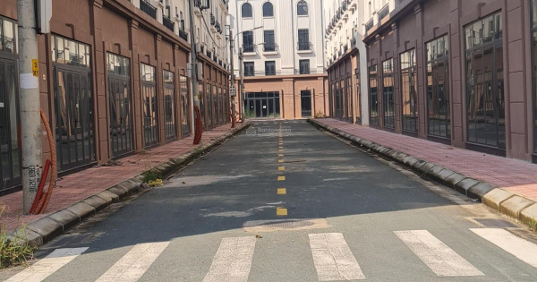 Bán nhà đường Trịnh Văn Bô kéo dài DT 75m2 MT 6m xây 5T 10,5 tỷ bao phí