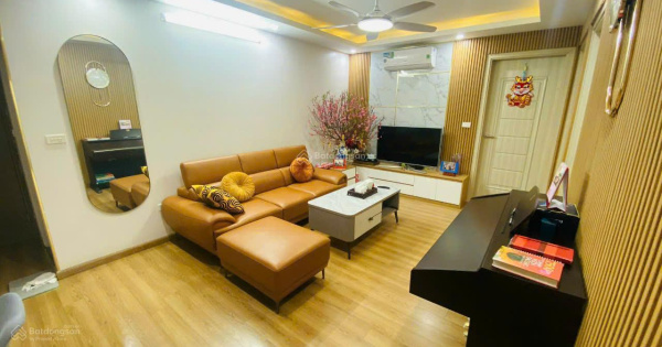 Cần bán chung cư Ruby City 3 Phúc Lợi, Long Biên 70m2, 3PN giá 3.3ỷ(lô góc)