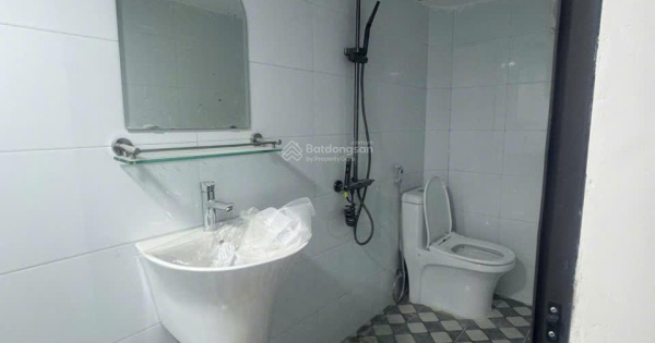 Kịch độc, nhỉnh 2 tỷ có ngay hộ khẩu Thanh Xuân, Lê Trọng Tấn 38m2, 2 ...