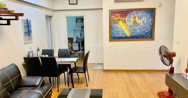 Bán căn hộ 71 Nguyễn Chí Thanh DT 76m2 căn góc thiết kế 2PN - 1WC