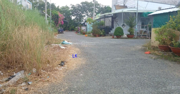 Bán nền: 83m (4.5m x 18.5m, Thổ 100%). KDC TT Mỹ Thọ, H.Cao Lãnh