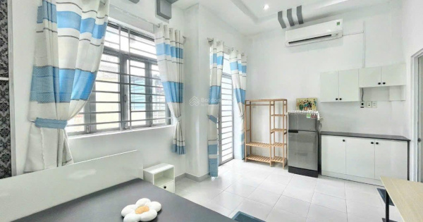 Ưu đãi 25% hệ thống phòng đẹp tại khu vực ngã tư Phú Nhuận, khu Phan Xích Long, tiện đi SB, Q1, Q3