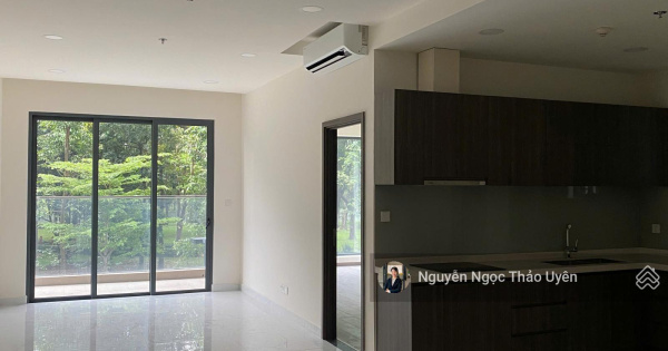 Căn Centery C1 - DT 121m2 có 2 ban công, giá 7ty7 (102%)