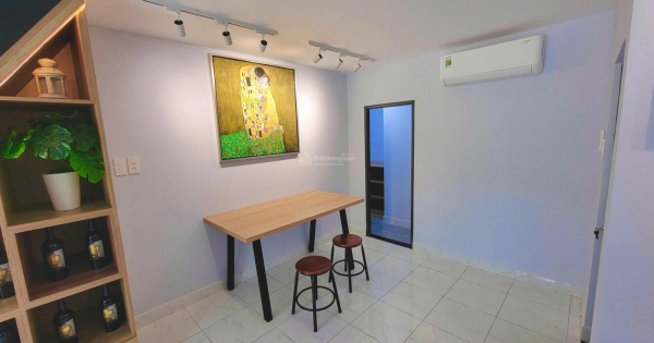 Bán shophouse thương mại giá 650 triệu, liền kề KCN Nhơn Trạch. Dòng tiền đều đặn 5 - 6 tr/tháng