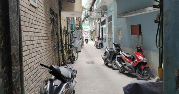 Cực hiếm - gần phố - Trần Khát Chân - Hai Bà Trưng - 60 m2 x 4T, giá ngã cây