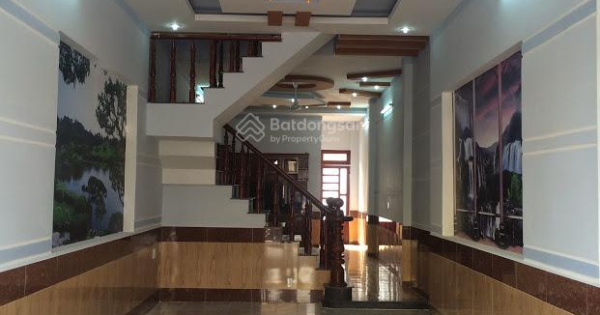 Cho thuê cửa hàng kinh doanh Phố Nguyễn Tuân- DT 50m x 3 Tầng- Vị trí đẹp nhận diện thương hiệu tốt