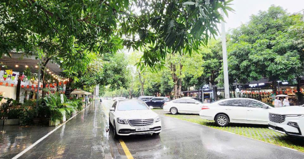 Chính chủ gửi bán nhà phố căn góc Marina - Ecopark