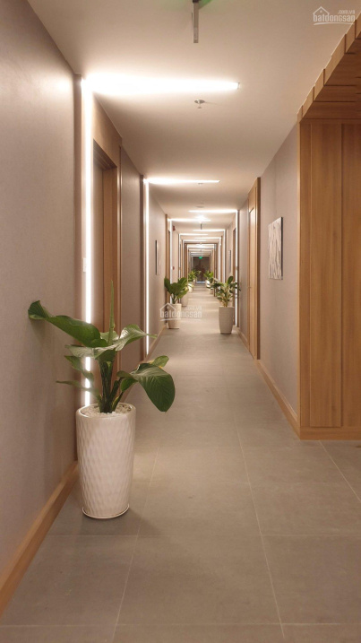 Bán nhanh căn hộ, OfficteL Republic 18E Holiday Inn giá hot 2,2 tỷ LH ...