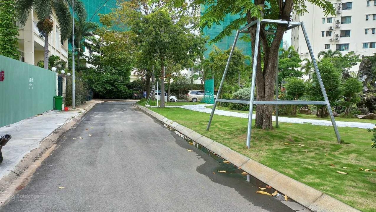 Thật 100% biệt thự 2000m sàn 50x20m. Vuông CN: 940m2 khu ở nguyên thủ ...