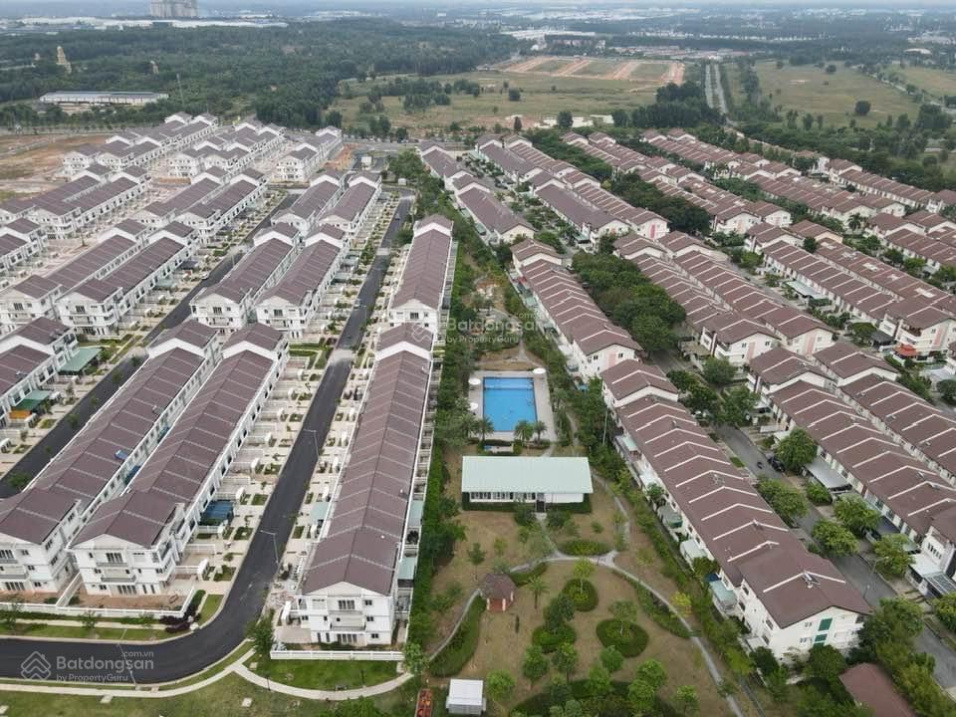 Bán nhà phố vườn Thiên Đàng 2 Ecolakes Mỹ Phước nằm kế bên đại học Việt Đức