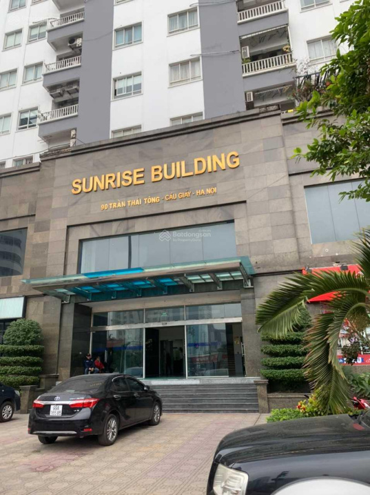Cho thuê 1300m2 sàn thương mại tầng 2. Tòa D11 Sunrise Building, 90 Trần Thái Tông