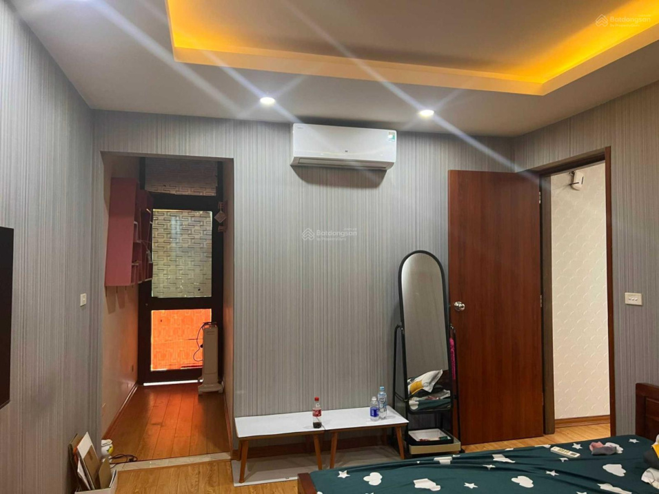 Gia đình cần bán căn hộ chính chủ tòa 125 phố hoàng ngân DT 82m2 3PN ...