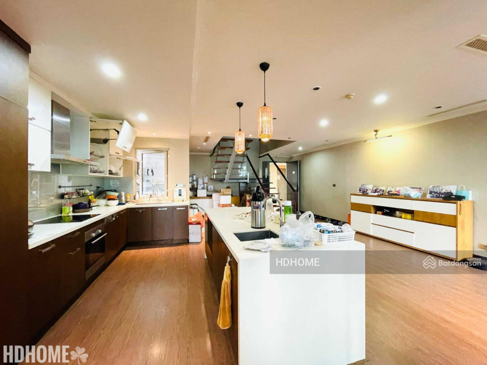 Bán duplex Mandarin BC đông nam full nội thất, vị trí đẹp - 18. Xx tỷ - LH 0904 011