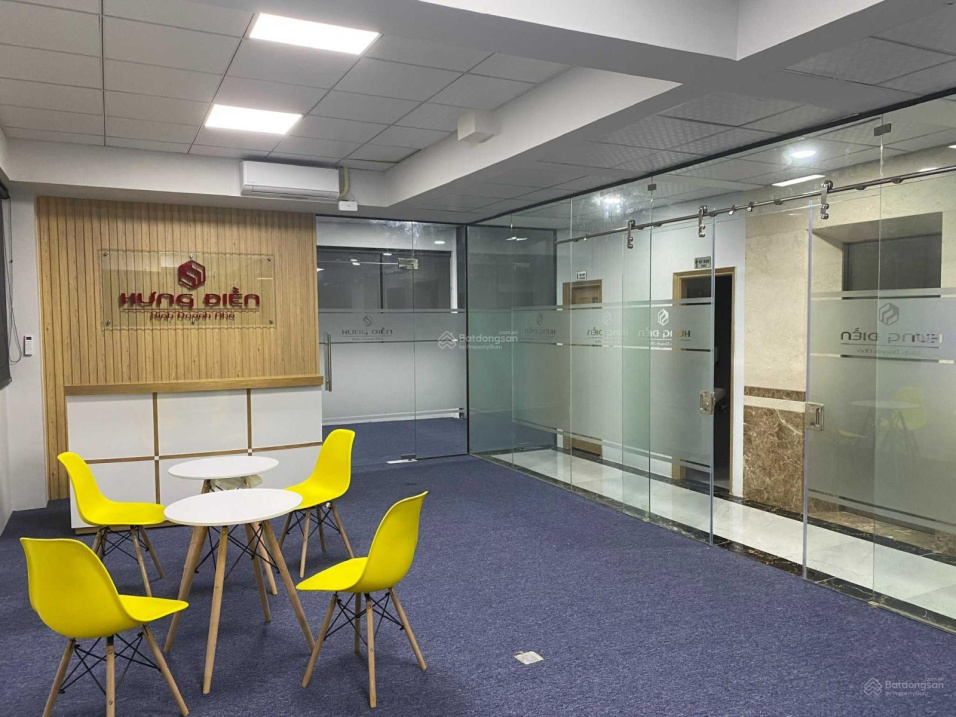 Tòa Building trong khu Him Lam còn trống sàn 120m2 cho thuê giá 25tr/th