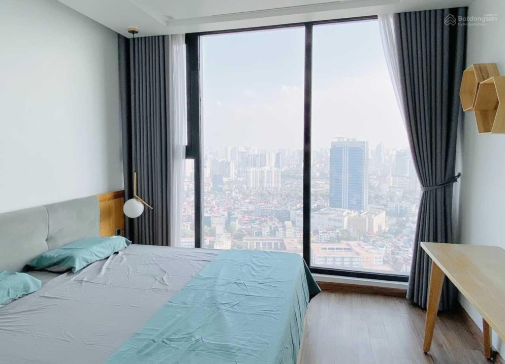 (Mới) cho thuê căn hộ tại Vinhomes Metropolis, 82m2, 2PN, 26 triệu, nội ...