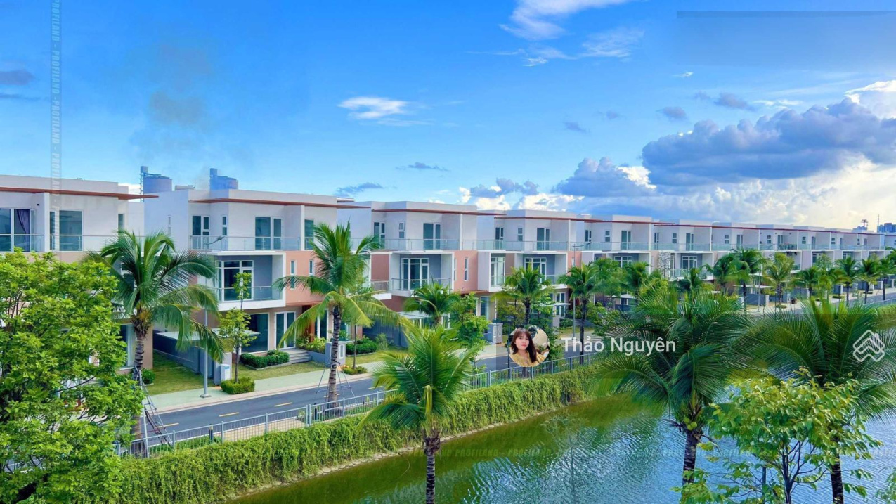 Chính chủ kẹt tiền bán gấp villa 90m2 view hồ cực đẹp 7.75tỷ, villas ...