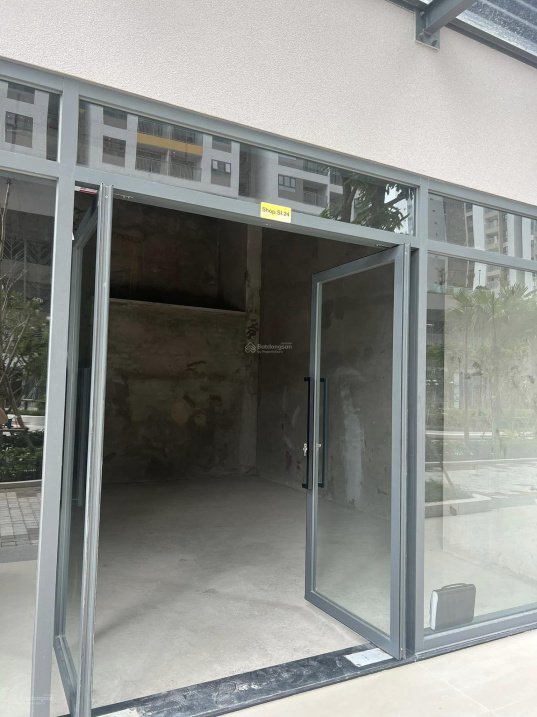 Bán lỗ căn shop house Q7 Saigon Riverside. DT: 75m2. Liên hệ: 0921 055 ...