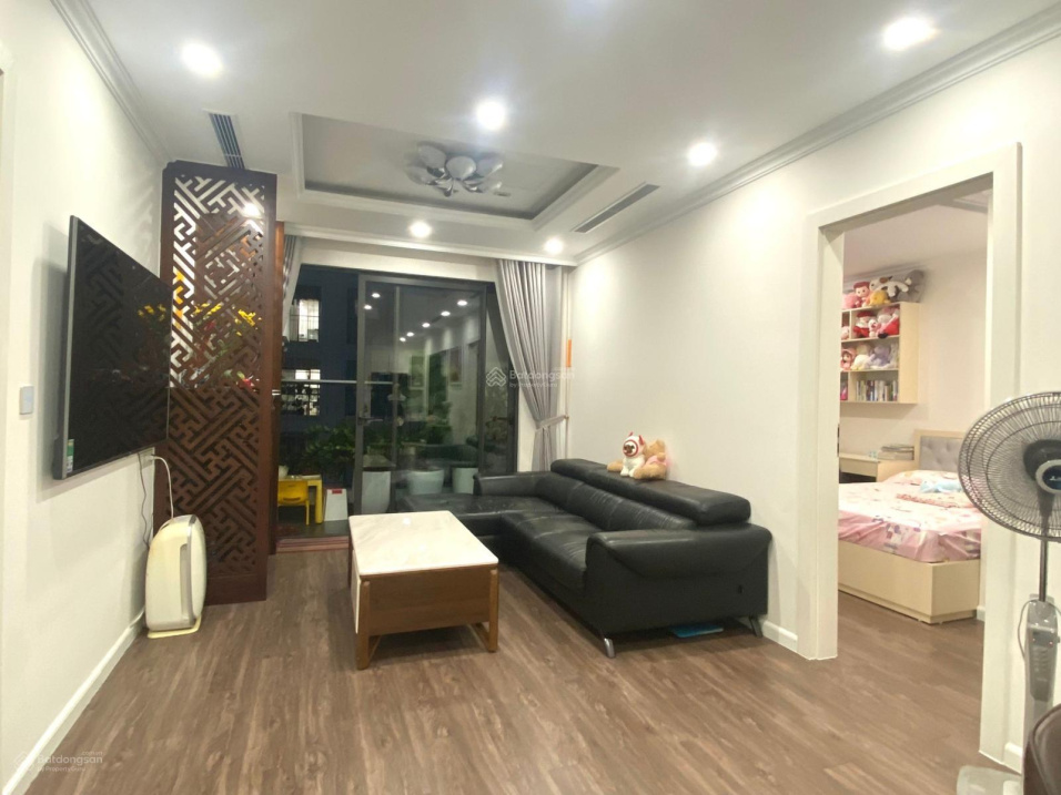 Bán căn hộ tầng trung view đẹp tòa nhà R1 Sunshine Riverside, Tây Hồ ...