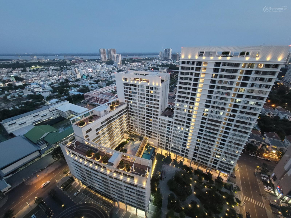 Bán gấp căn hộ 2PN Midtown M7 80m2 full NT, có ô xe hầm giá 8,6 tỷ rẻ nhất thị trường