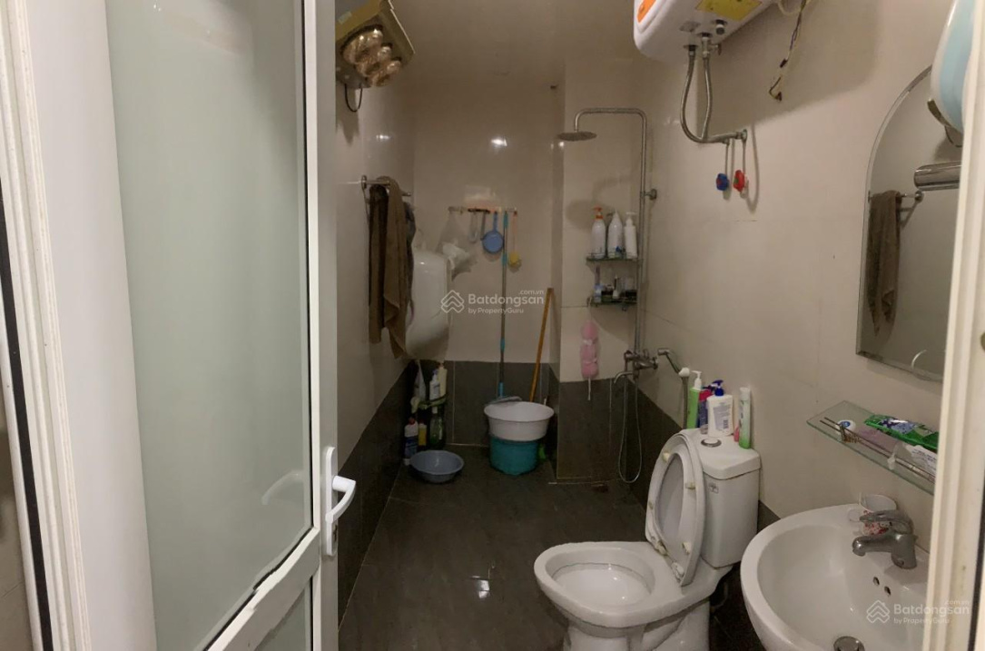 Cần bán gấp căn hộ CC Resco Cổ Nhuế 65m2, 2PN 2WC full đồ giá 2,85 tỷ ...