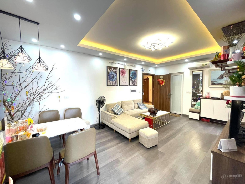 Chính chủ gửi bán căn 2PN 2WC 76,6 m2 Nam Đô 609 Trương Định