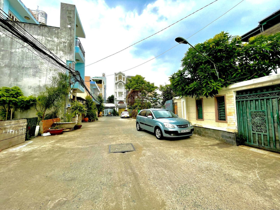 Đất khu vip Kiều Đàm Q7 - 5x18m 90m2 - Hẻm 8m hết LG - Giá 11.7 tỷ - Ms ...