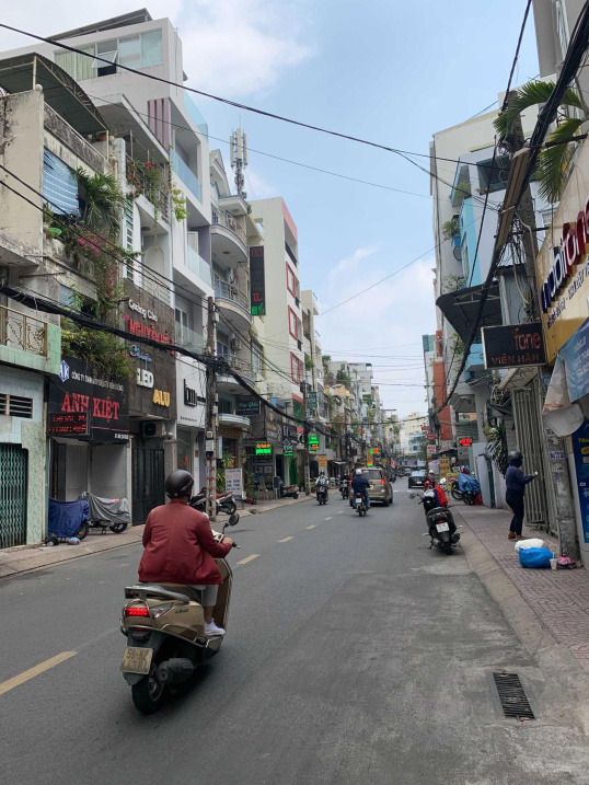 Giảm 4 tỷ, MT 46 Nghĩa Hòa DT 6x12m DTCN 72m2 2 tầng 5PN giá 5,6 tỷ