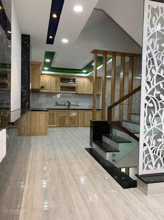 Chính chủ cho thuê nhà HXH 283/3A CMT8, P. 12, Q. 10 gần ngã 6 Dân Chủ