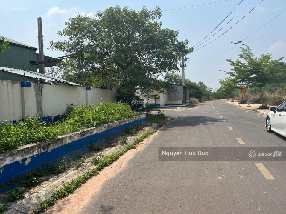 Bán nhà xưởng mặt tiền đường nhựa 120x100 = 13389.3m2 (SKC 100% phường Thới Hoà, Bến Cát, BD 73 tỷ